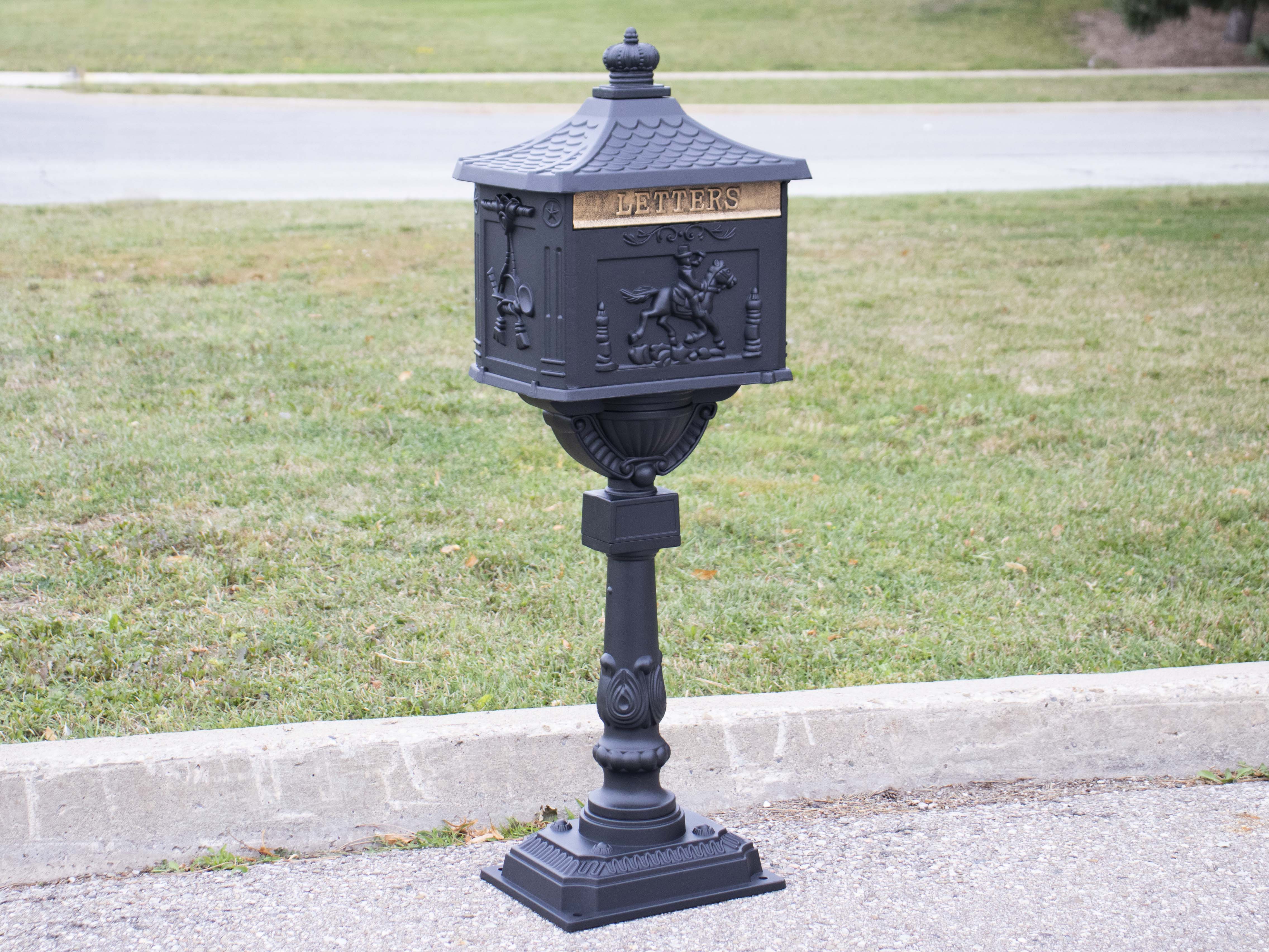 Cast Aluminum Mailbox Post Mounted #HS9000 – Rudca